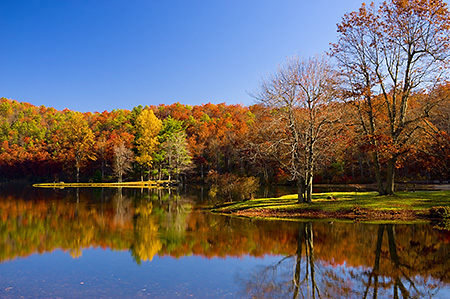 Ben Greenberg Photography Sherando Lake in Fall, Augusta County, VA